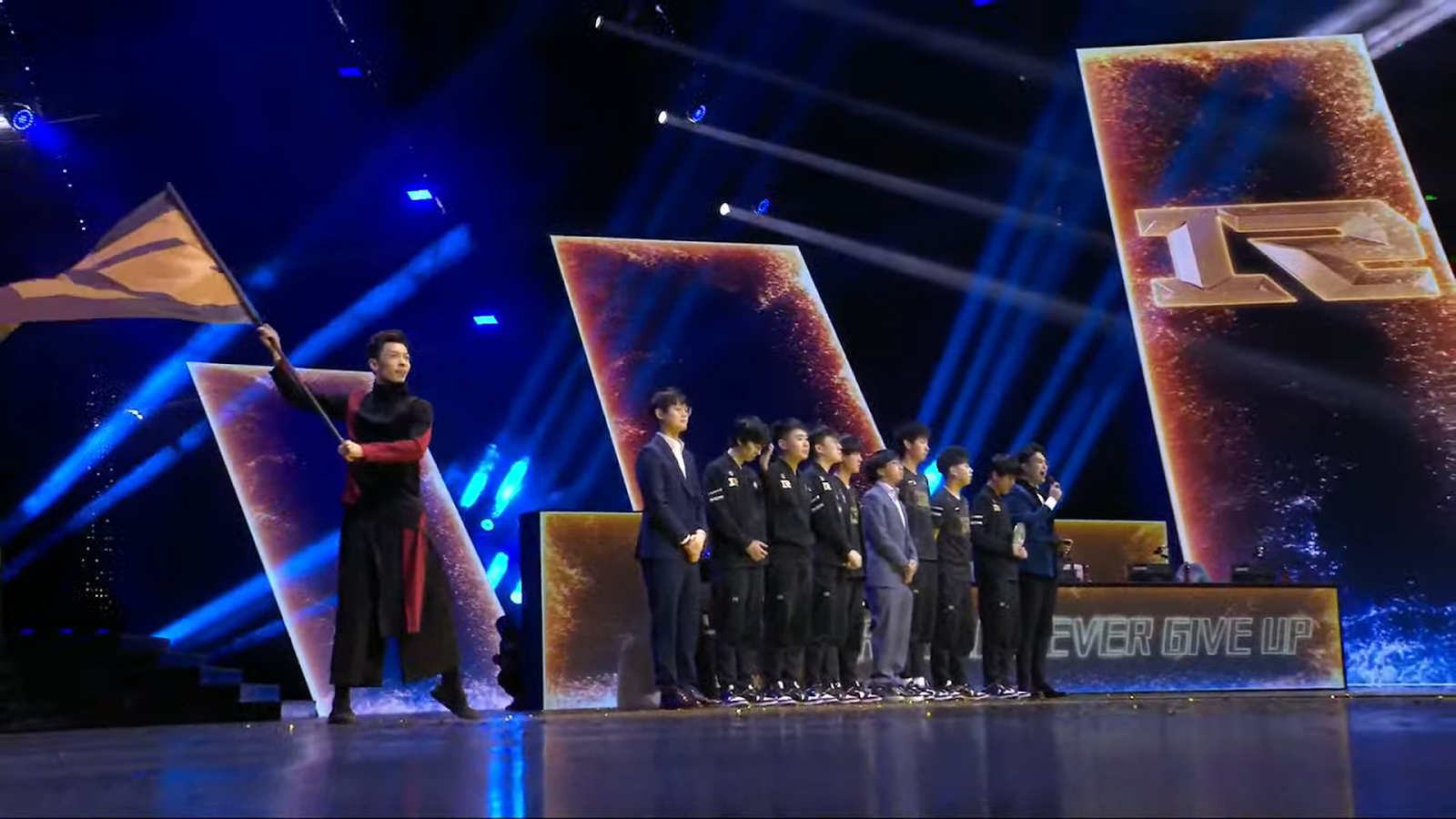 RNG to Represent China over Former World Champions FPX