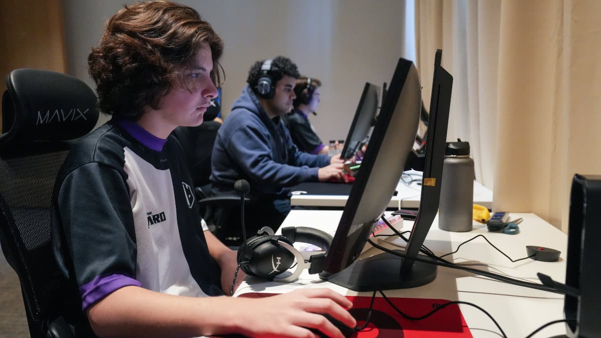 Trent Valorant Settings - Crosshair, Sensitivity and more